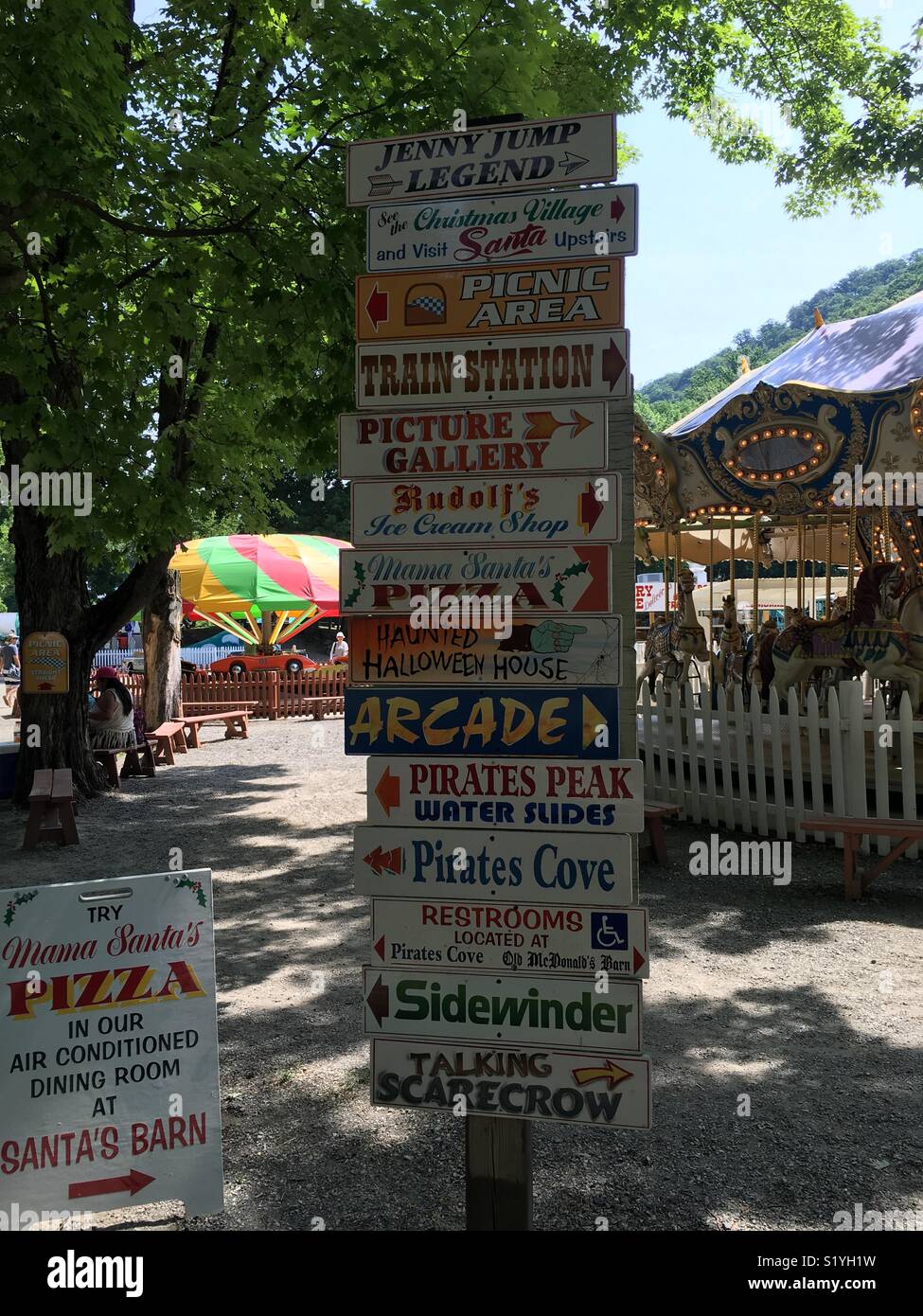 Funfair Sign High Resolution Stock Photography and Images - Alamy