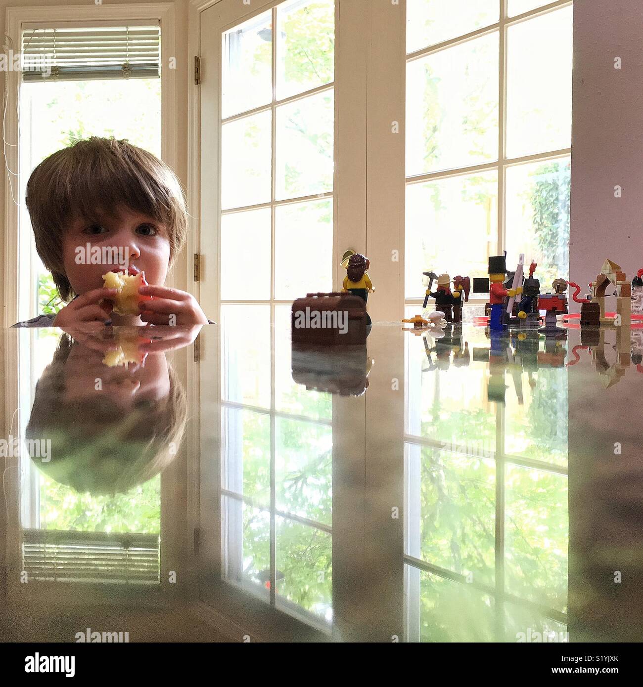 Kids reflection hi-res stock photography and images - Alamy
