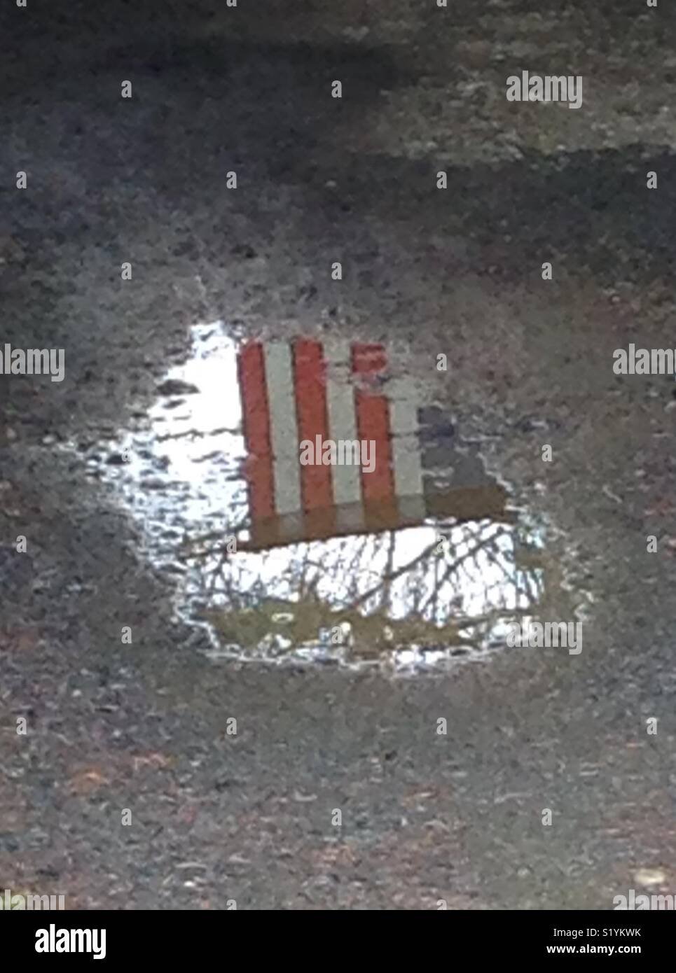 Puddle effect hi-res stock photography and images - Alamy