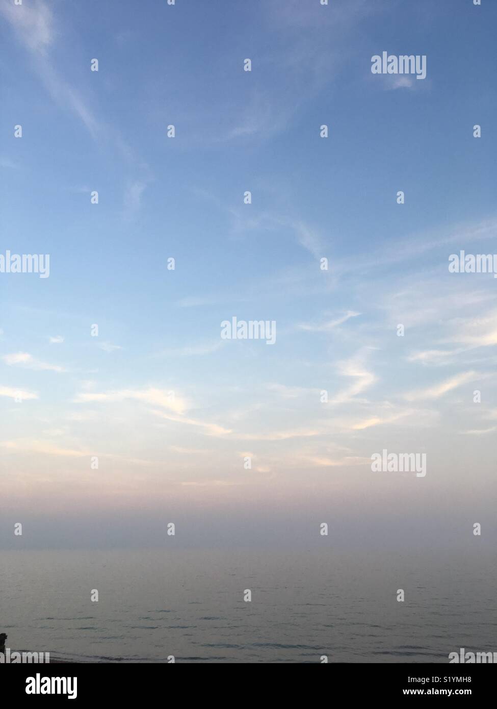 Seamless sky hi-res stock photography and images - Alamy