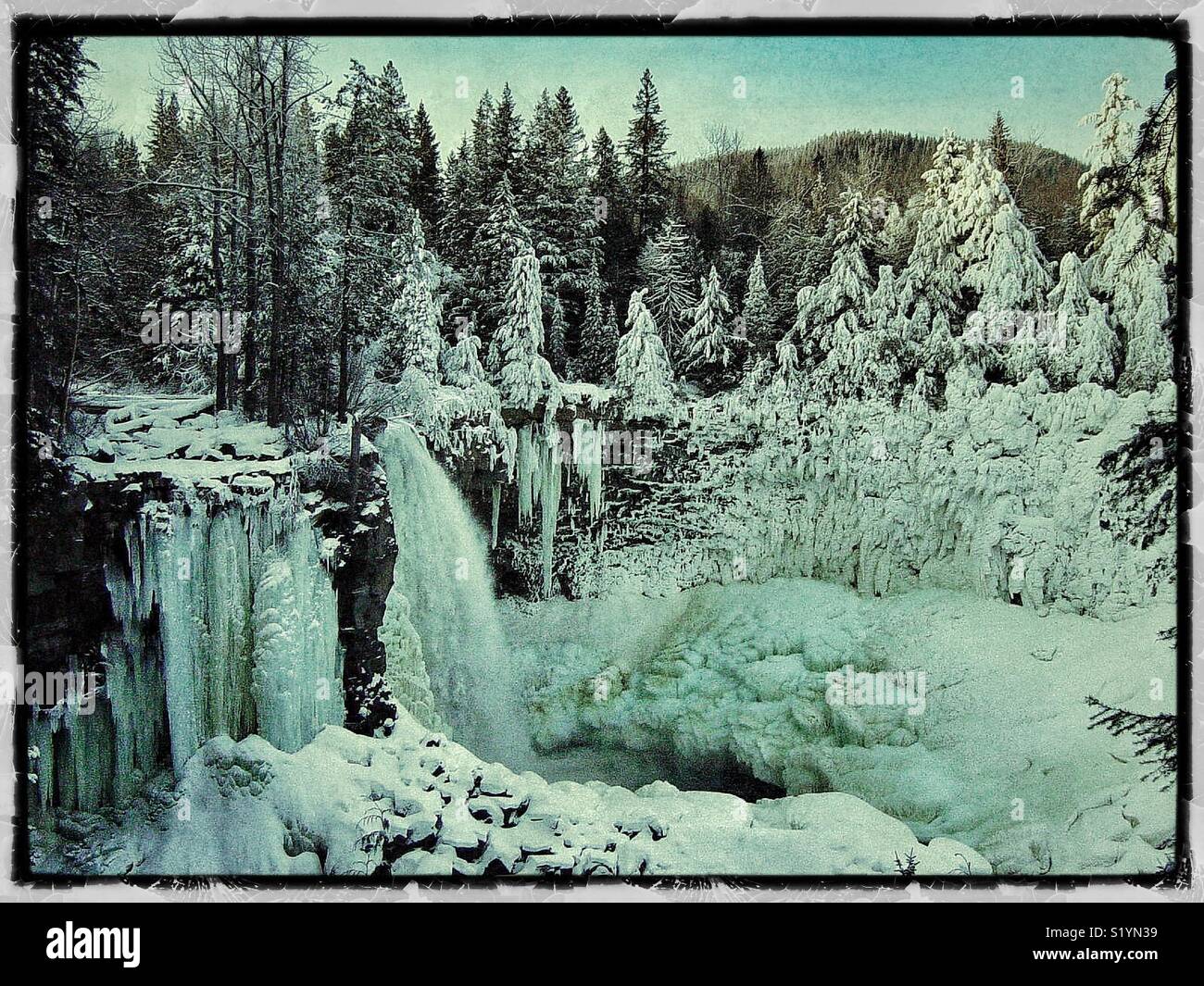 Mahood hi-res stock photography and images - Alamy