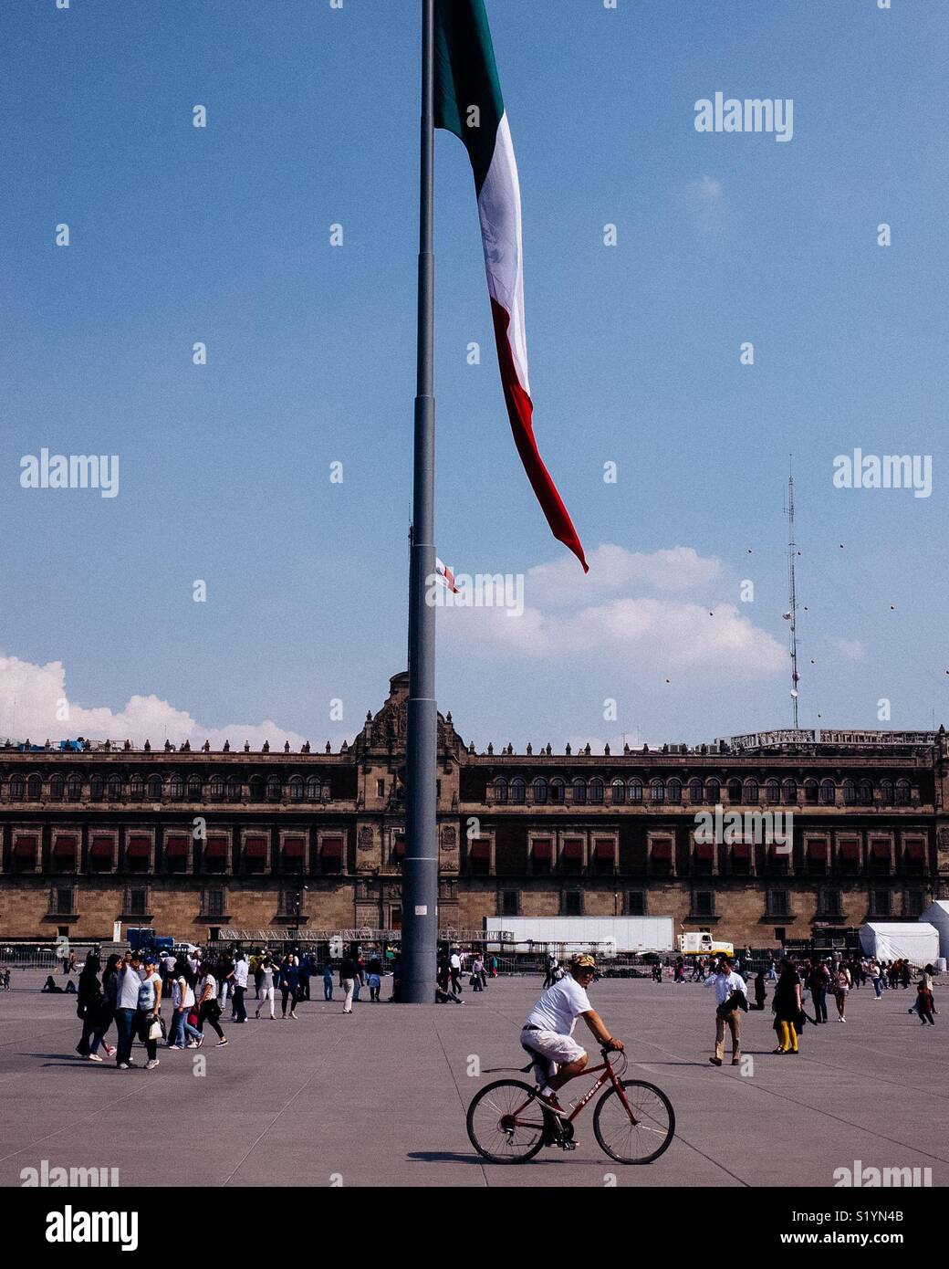 El zocalo hi-res stock photography and images - Alamy