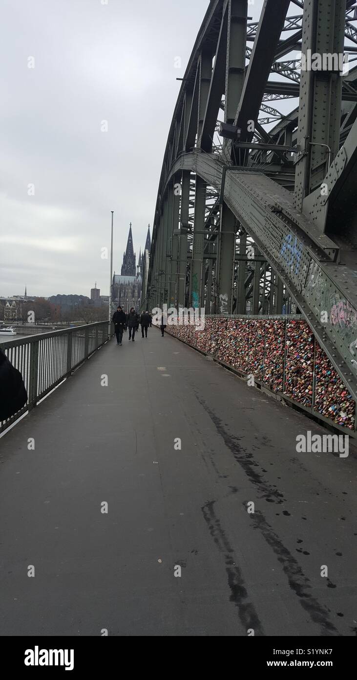Locks bridge germany hi-res stock photography and images - Alamy