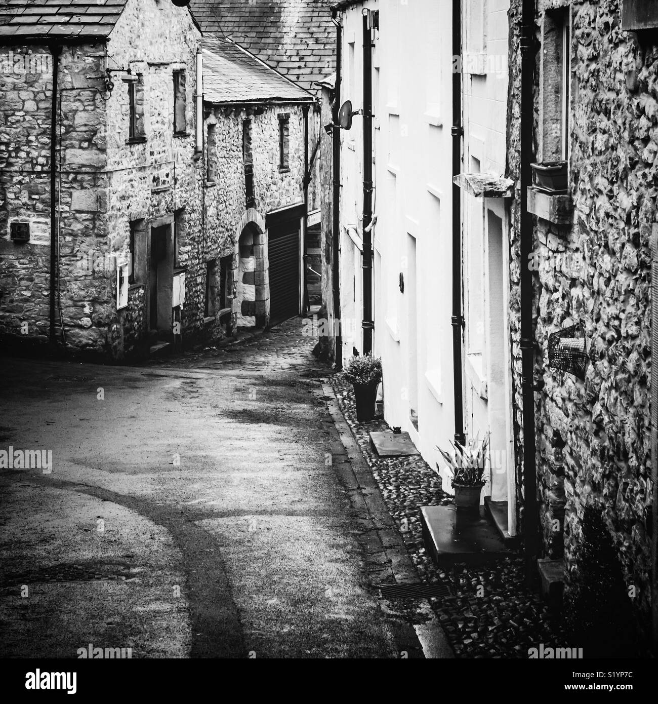 Back street in Settle, North Yorkshire, England Stock Photo - Alamy