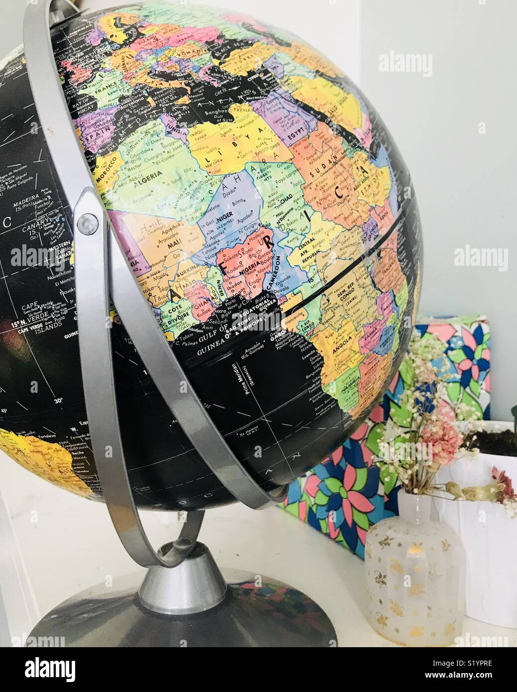 Colorful globe hi-res stock photography and images - Alamy