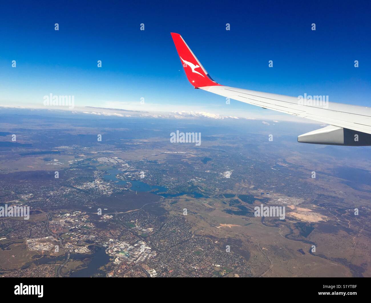 Flying out of canberra hi-res stock photography and images - Alamy