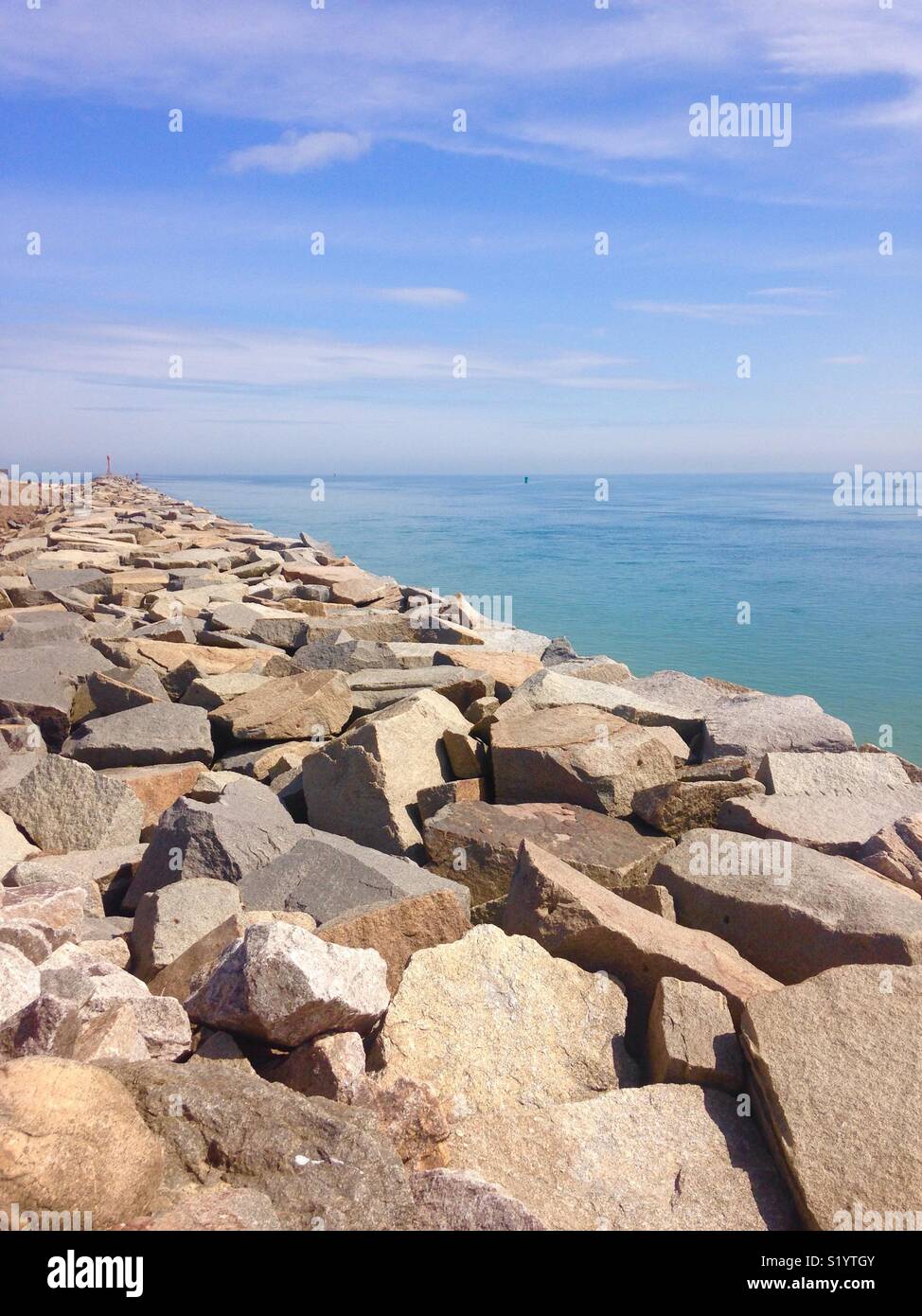 Breakwater rocks hi-res stock photography and images - Alamy
