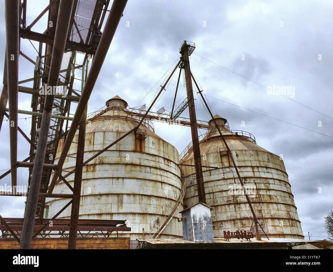 Magnolia silos hi-res stock photography and images - Alamy