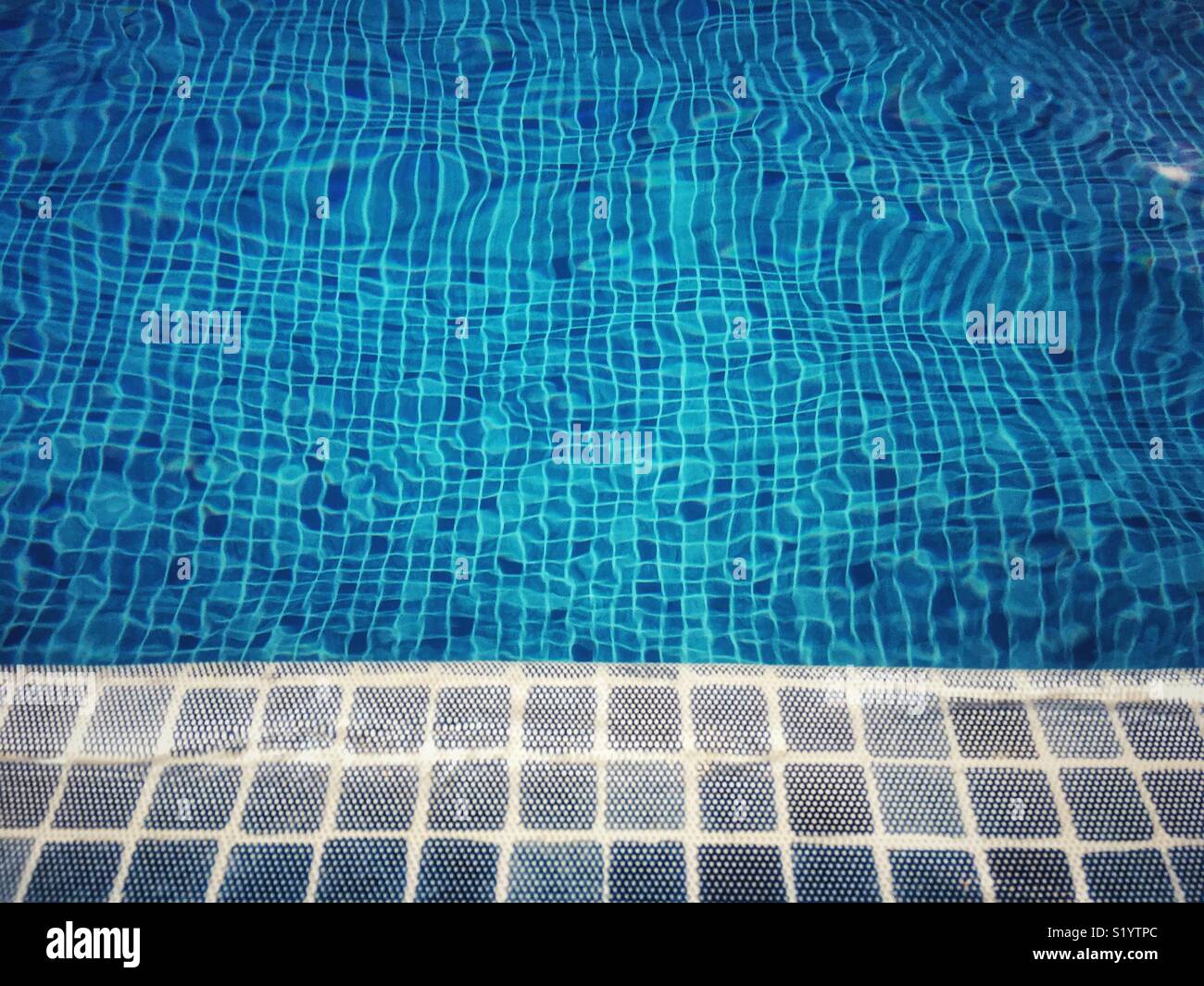 Pool ripples waves pattern hi-res stock photography and images - Alamy