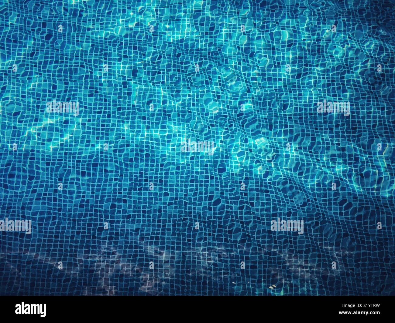 Water reflection and sun hi-res stock photography and images - Alamy