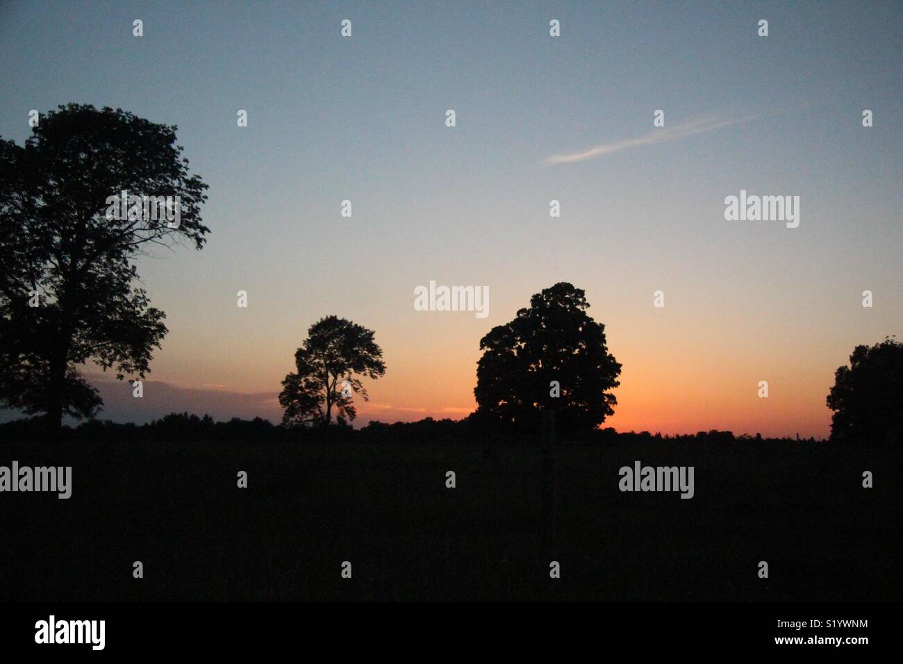 Sky streak hi-res stock photography and images - Alamy