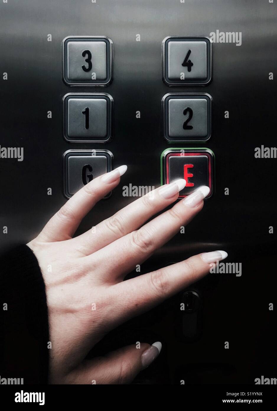 Elevator floor numbers hi-res stock photography and images - Alamy