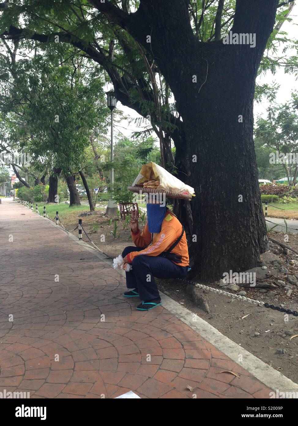 Pies selling hi-res stock photography and images - Alamy