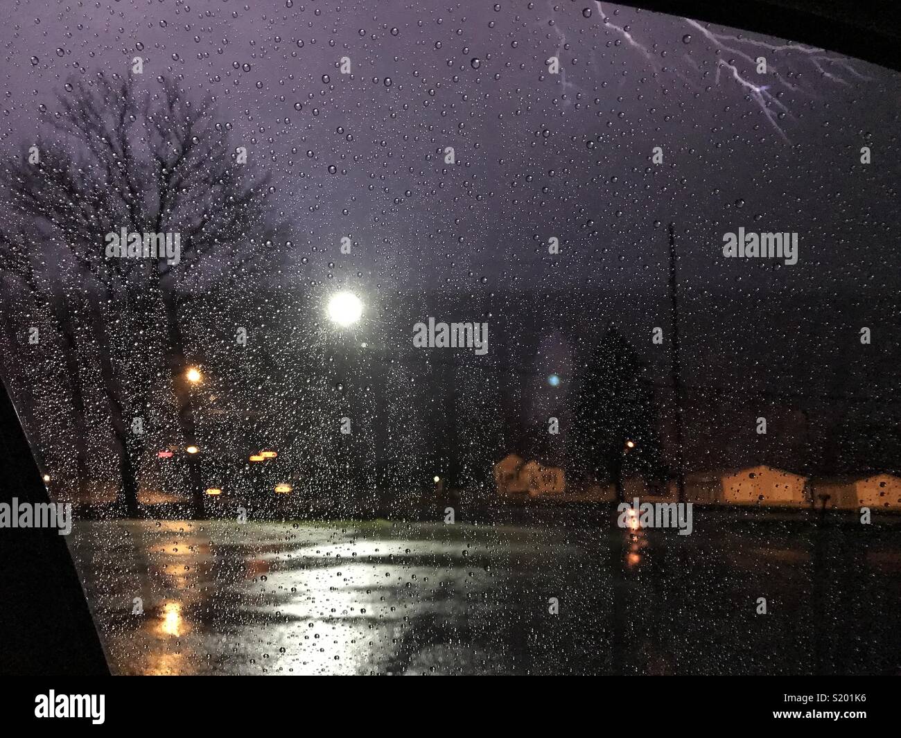 Lightning through window hi-res stock photography and images - Alamy