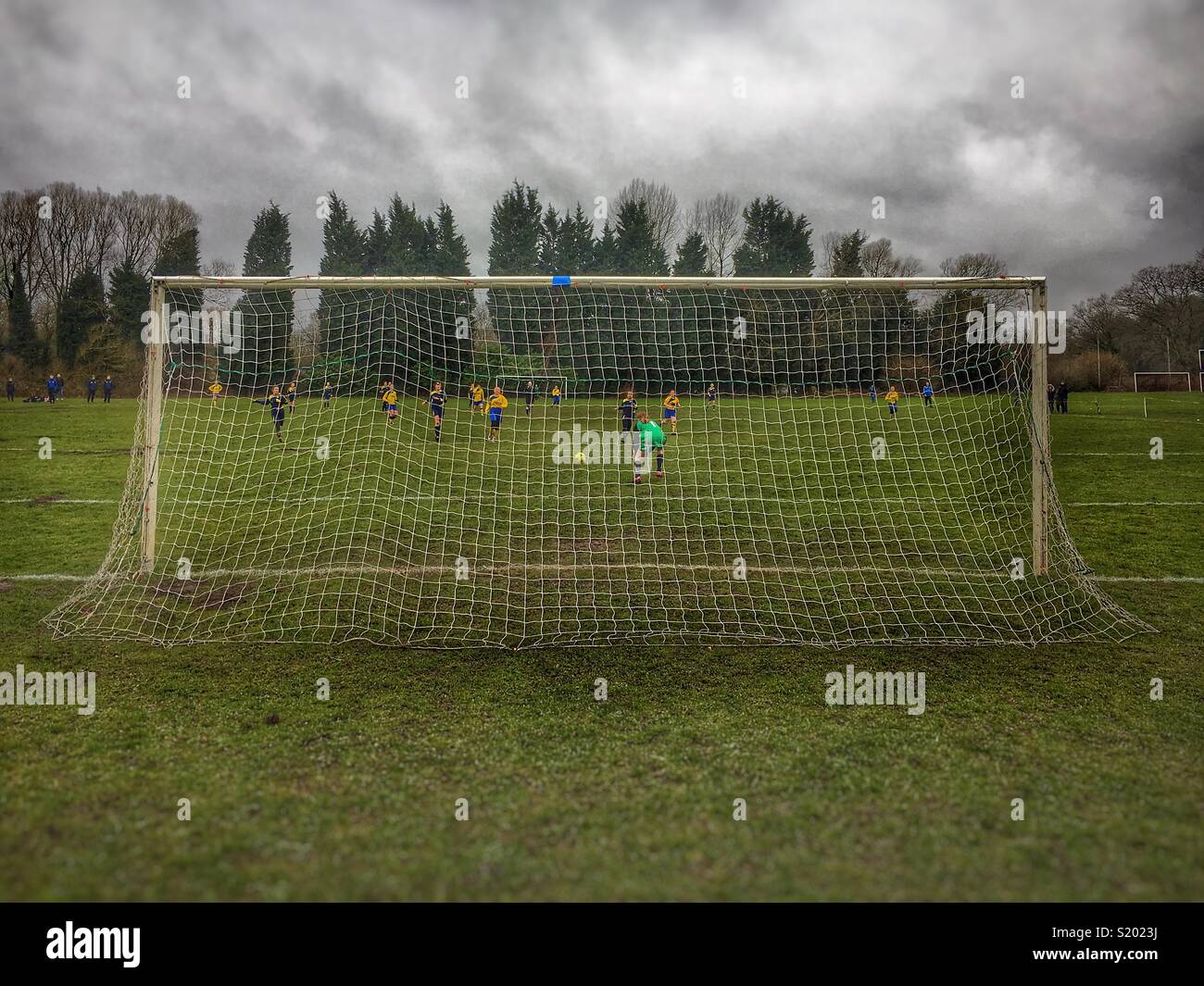 Footballers goal hi-res stock photography and images - Alamy