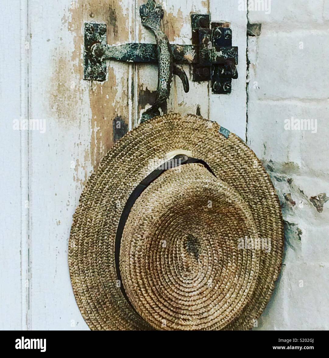 Old hat hi-res stock photography and images - Alamy