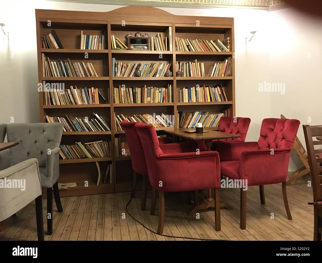 Library cafeteria chairs and tables Stock Photo - Alamy