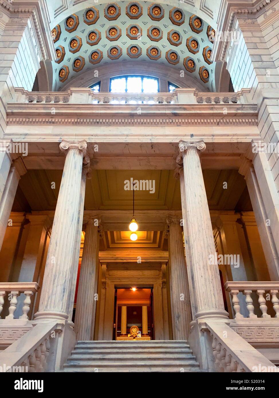 Stairs and columns in the rotunda of the Rhode Island state capital ...
