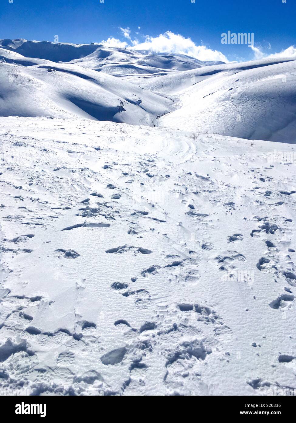 Endless white hi-res stock photography and images - Alamy