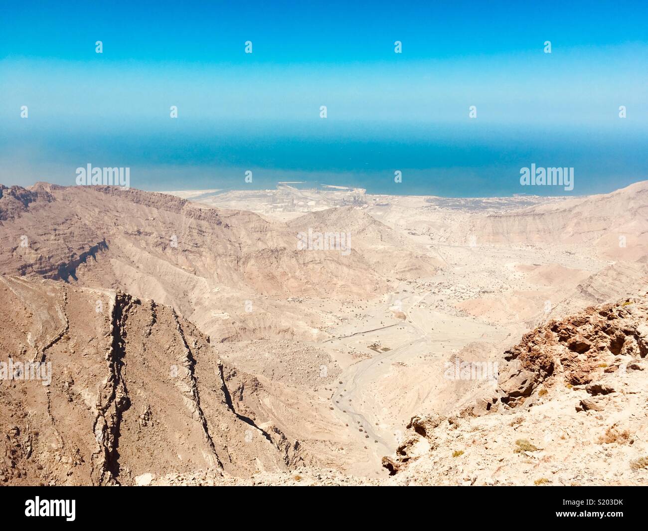 Jebel jais hi-res stock photography and images - Alamy