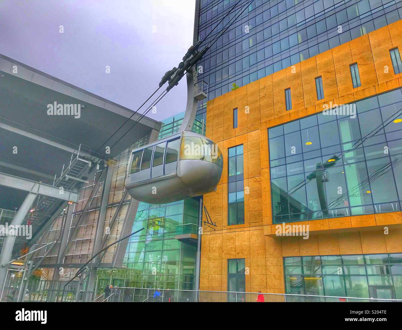 Tram ride in Portland Oregon Stock Photo - Alamy