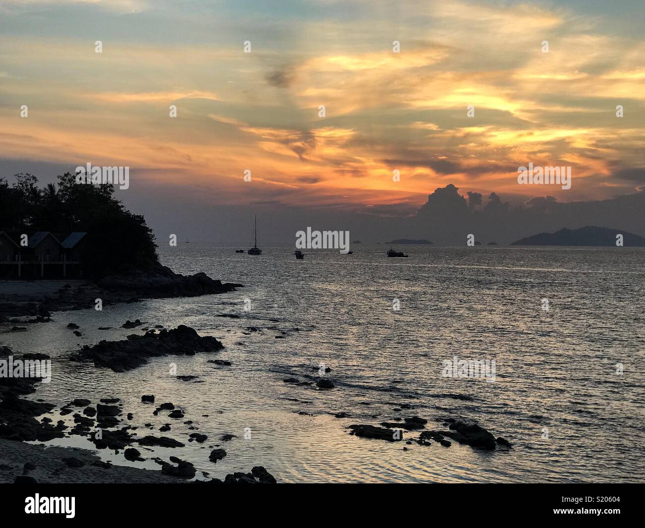 Koh lipe thailand sunset beach hi-res stock photography and images - Alamy