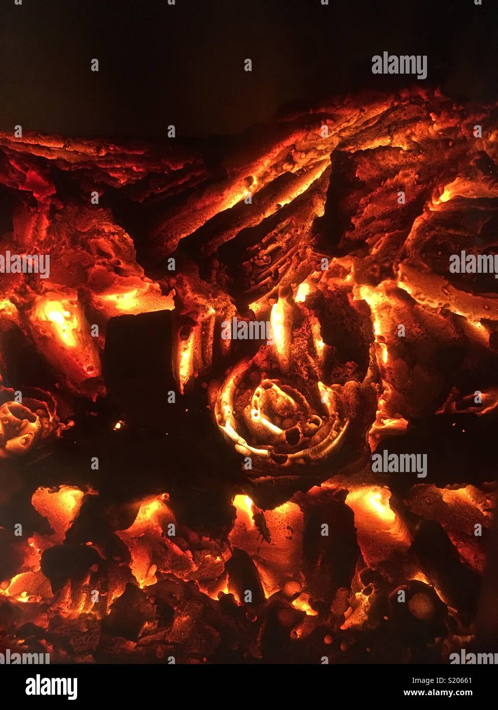 Cozy fireside hi-res stock photography and images - Alamy