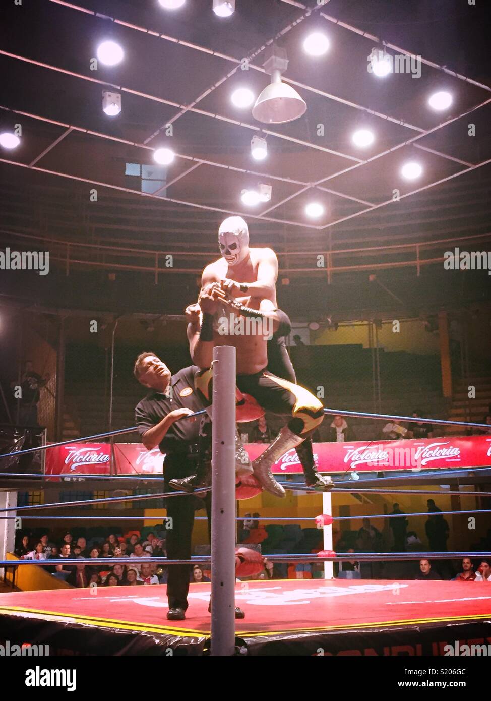 Luchadores High Resolution Stock Photography and Images - Alamy