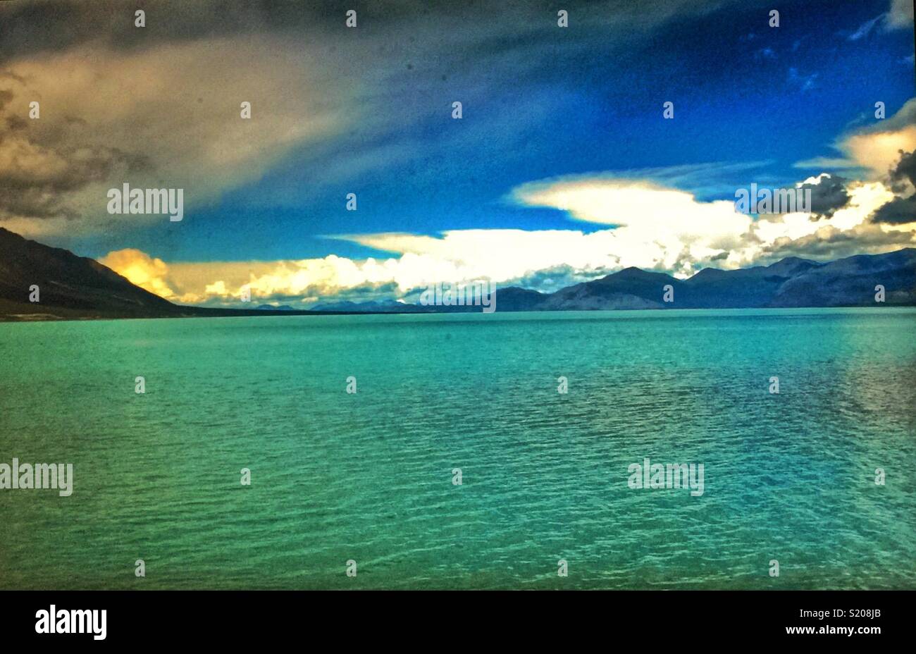 Kluane Lake,Yukon, Canada Stock Photo - Alamy