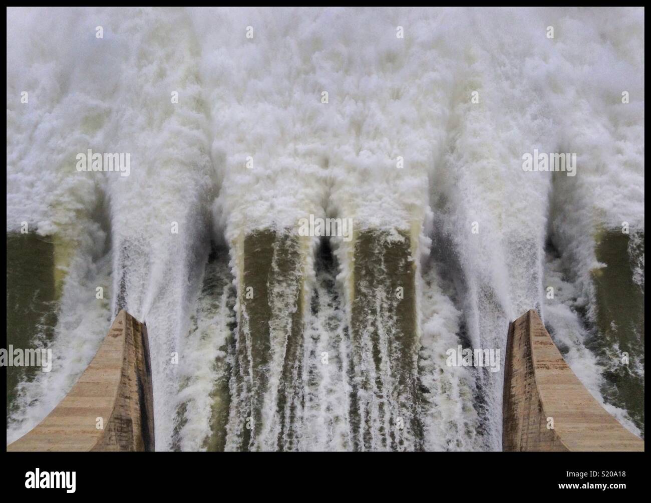Flood the gates smartphone stock photos and images - Alamy