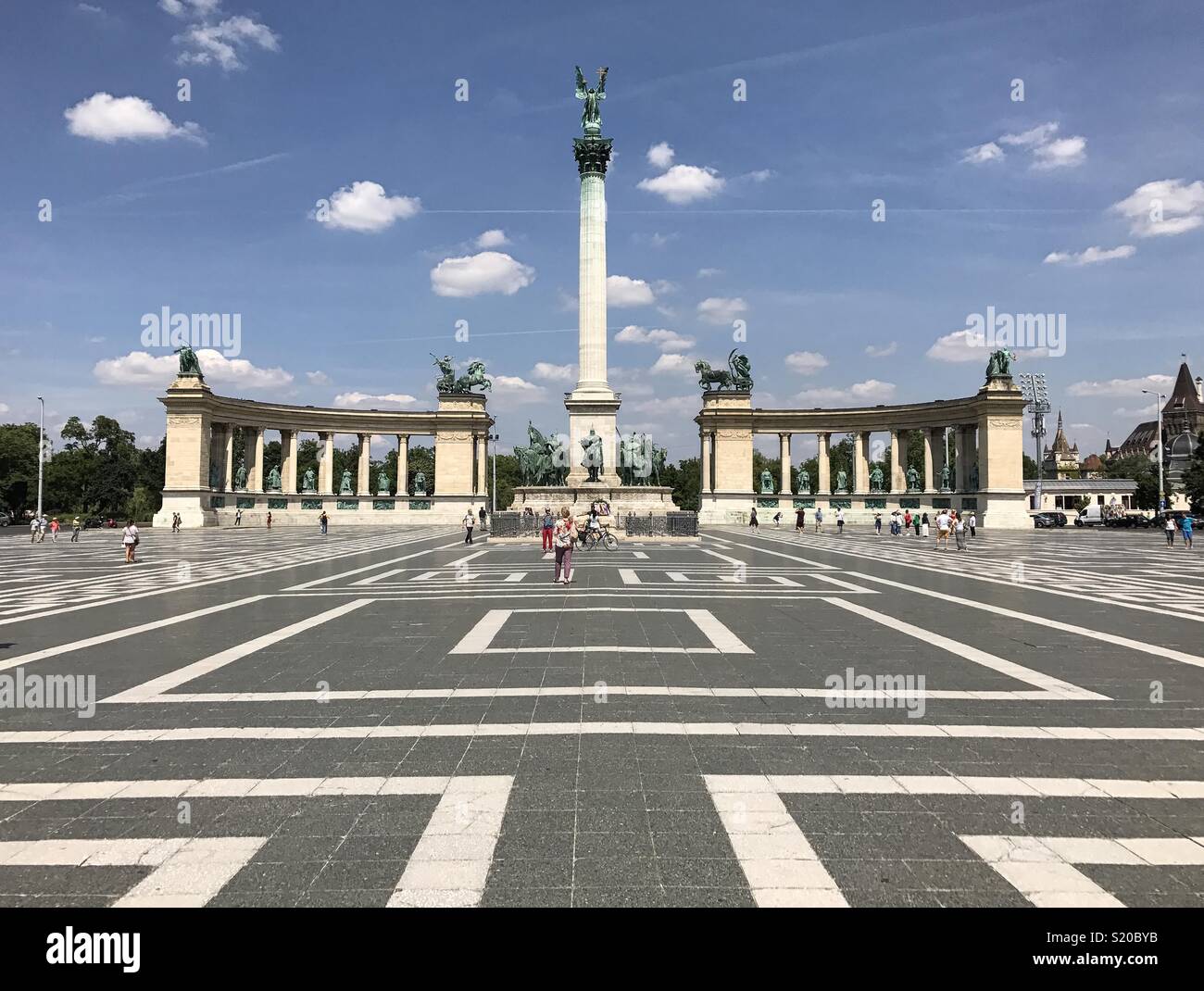 Plaza in budapest hi-res stock photography and images - Alamy