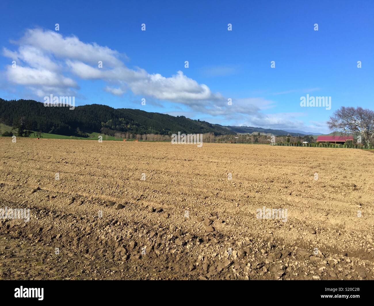 Dirt farming hi-res stock photography and images - Alamy