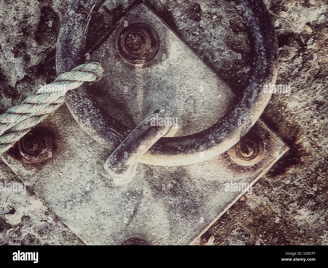 Anchor rope hi-res stock photography and images - Alamy