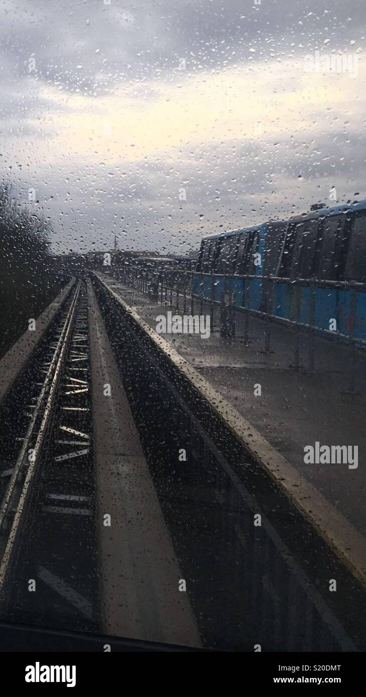 London train window hi-res stock photography and images - Alamy