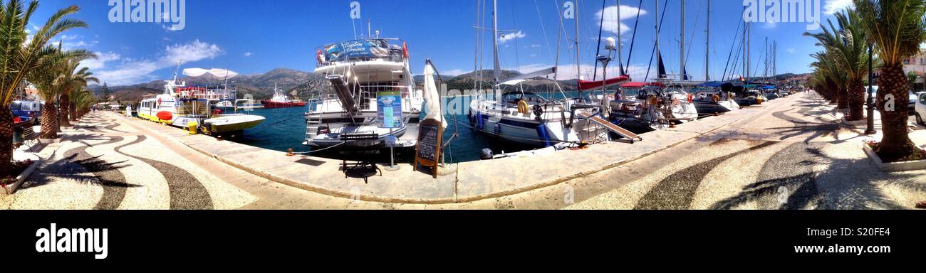 Argostoli harbour kefalonia greece hi-res stock photography and images ...