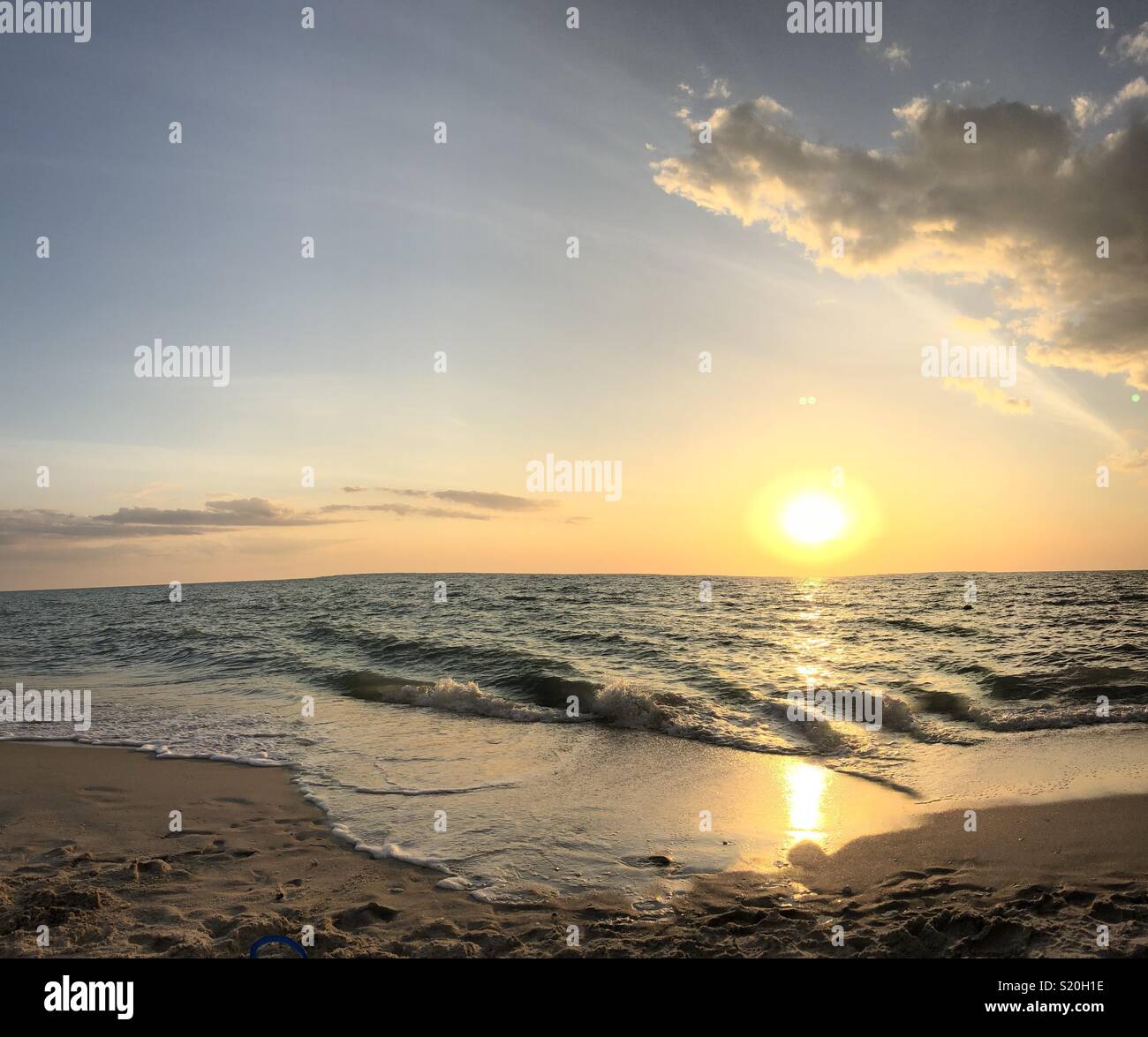 Florida beach sunset hi-res stock photography and images - Alamy