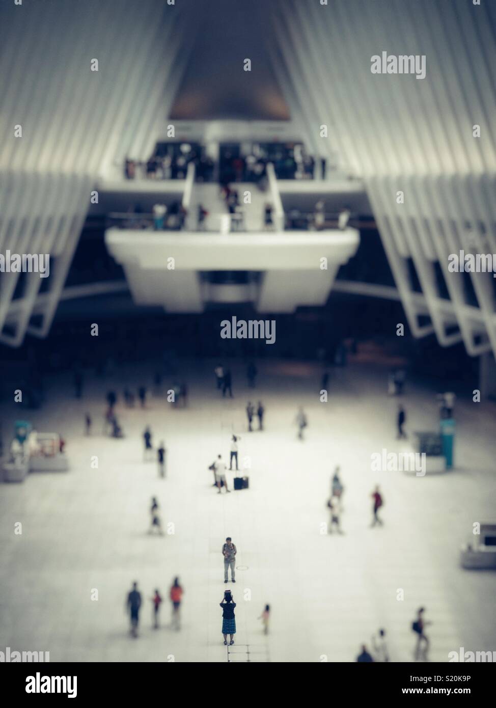 Woman taking a picture at the World Trade Center Oculus Building Stock ...