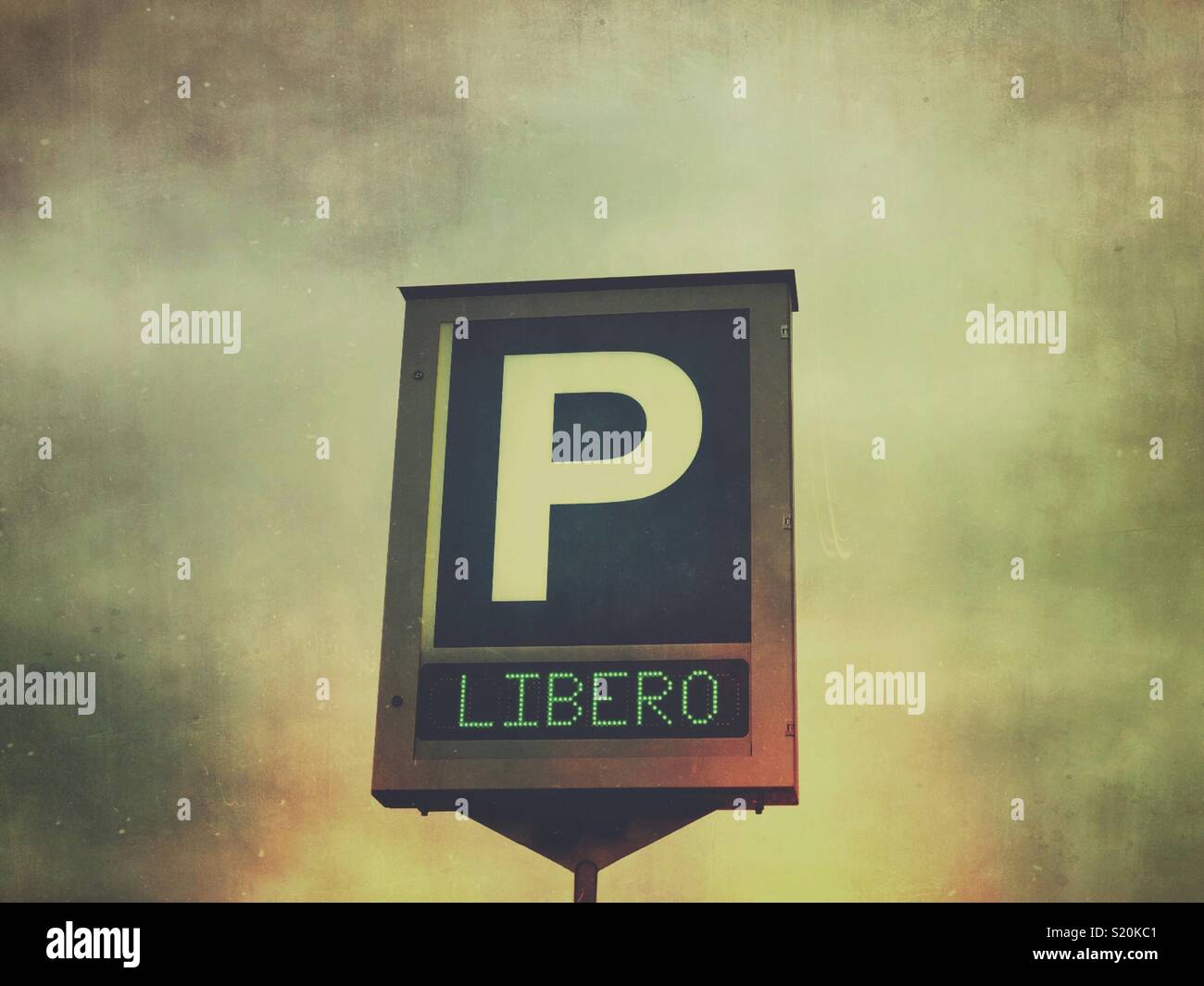 Parking sign for car park with message Libero (free Stock Photo - Alamy