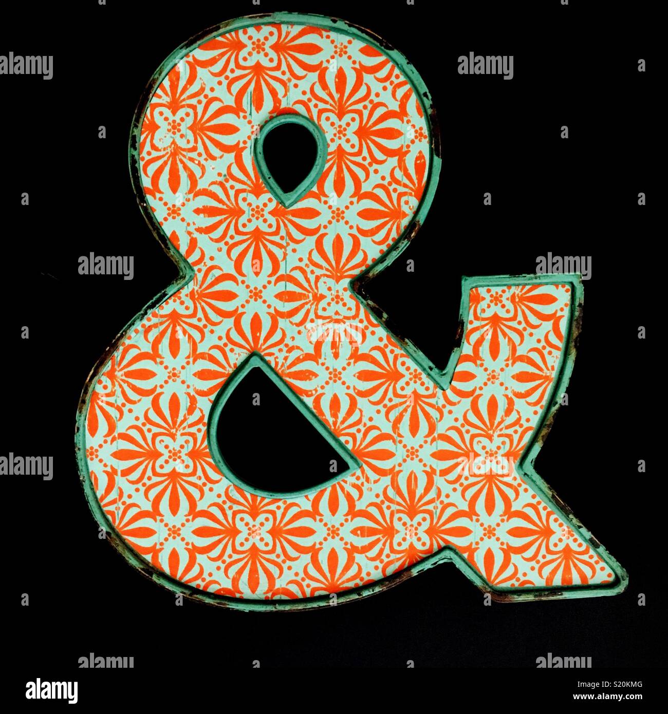Ampersand 3d hi-res stock photography and images - Alamy