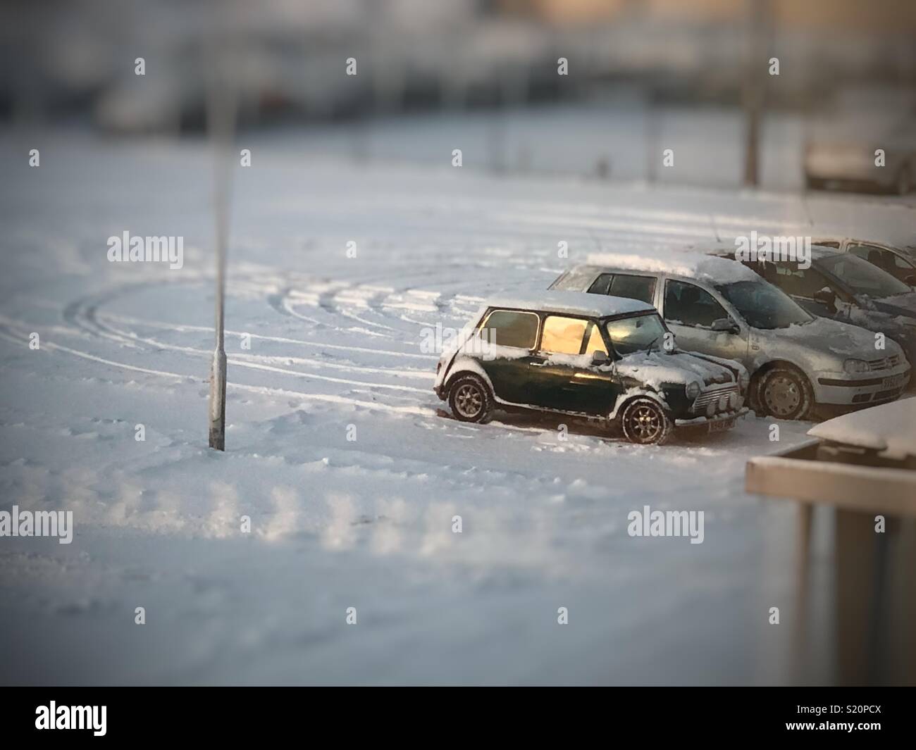 Classic mini cooper hi-res stock photography and images - Alamy