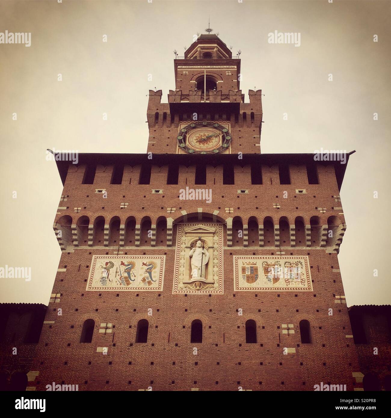 Milano castello sforzesco hi-res stock photography and images - Alamy