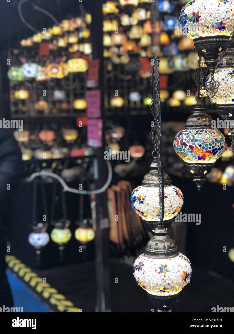 Pretty lights hi-res stock photography and images - Alamy