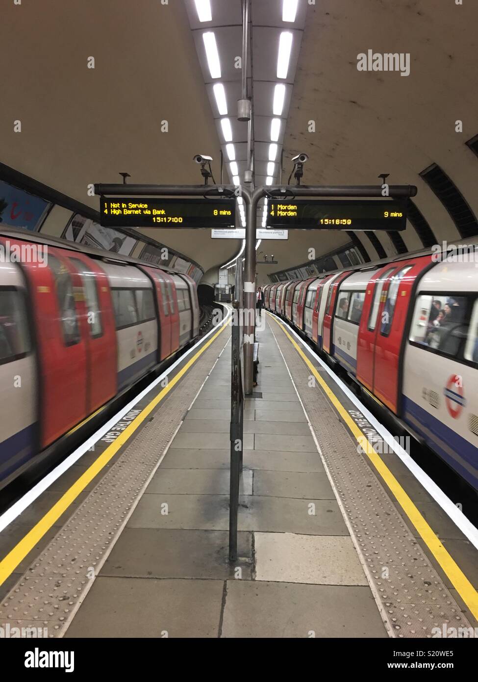 Clapham north tube hi-res stock photography and images - Alamy