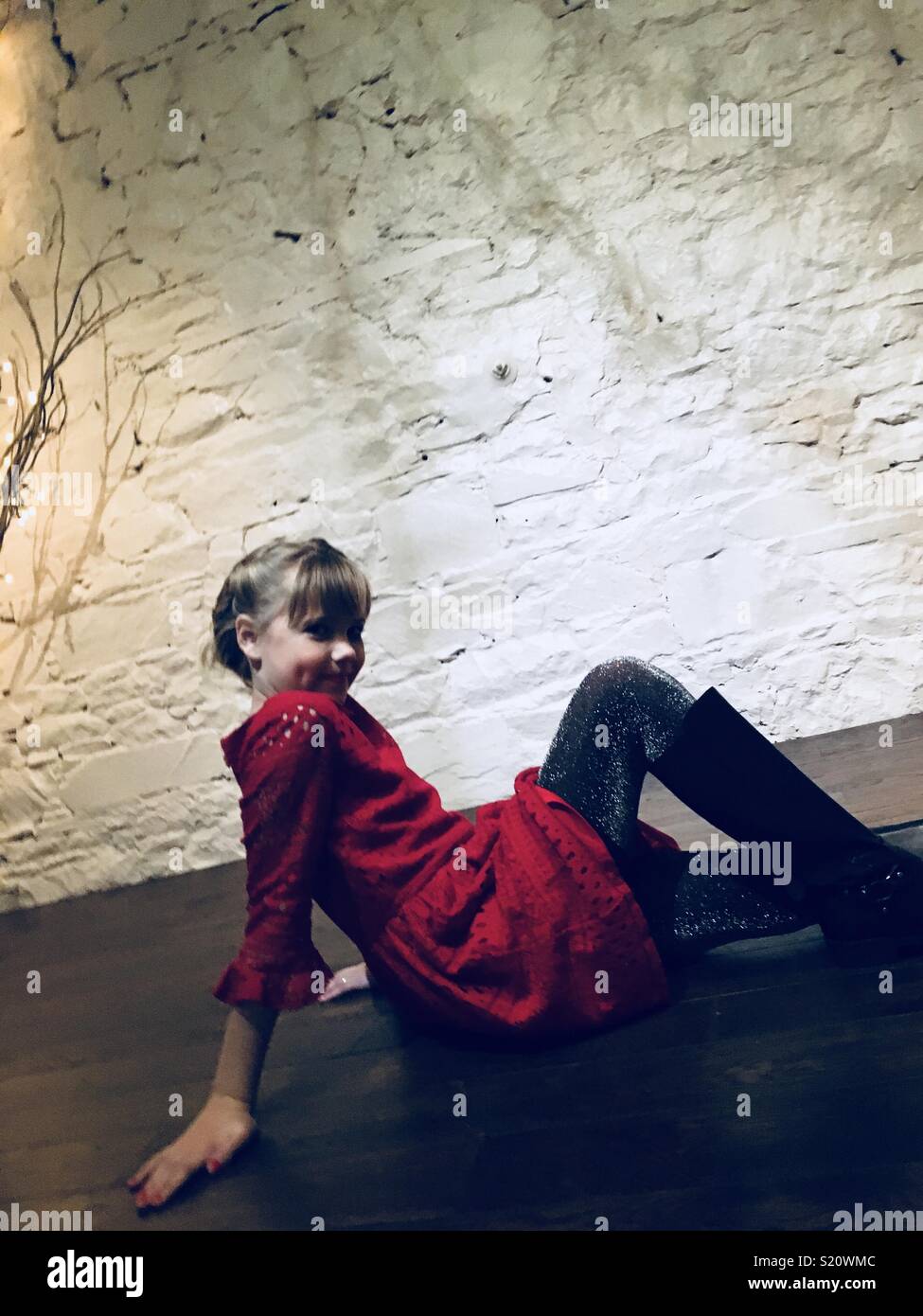 Strike a pose hi-res stock photography and images - Alamy