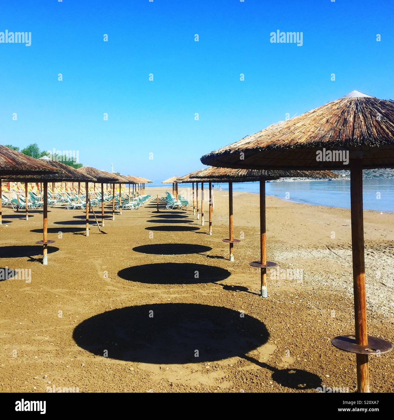 Circles circle hi-res stock photography and images - Alamy