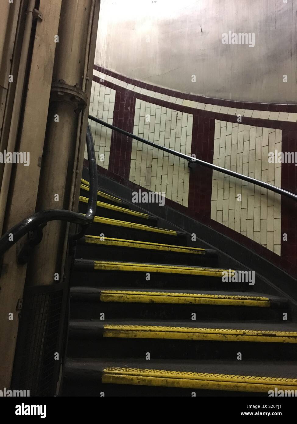 Tube tiles hi-res stock photography and images - Alamy