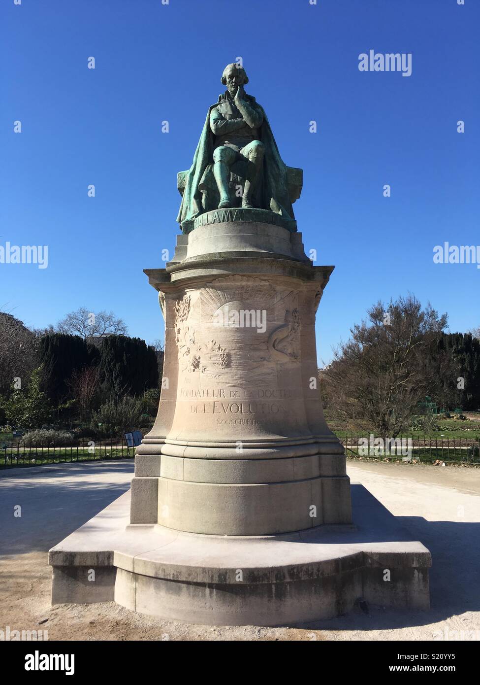 Charles Darwin Statue Stock Photo - Alamy