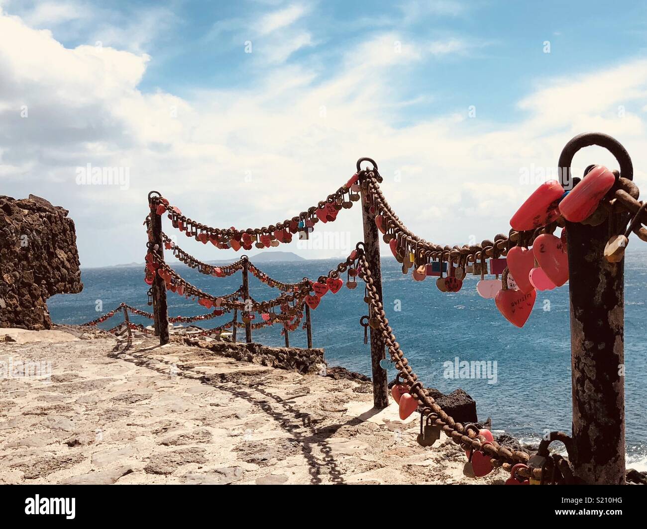 Coastal and oceanic hi-res stock photography and images - Alamy