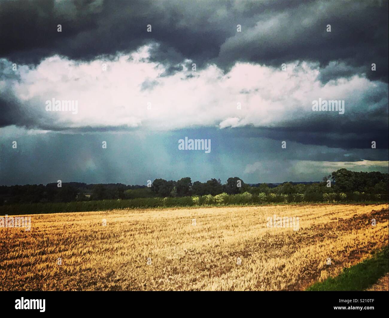 British storm hi-res stock photography and images - Alamy