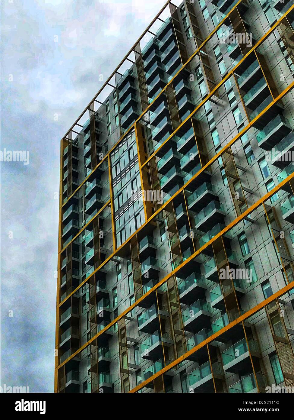 London high rise in Elephant & Castle Stock Photo - Alamy